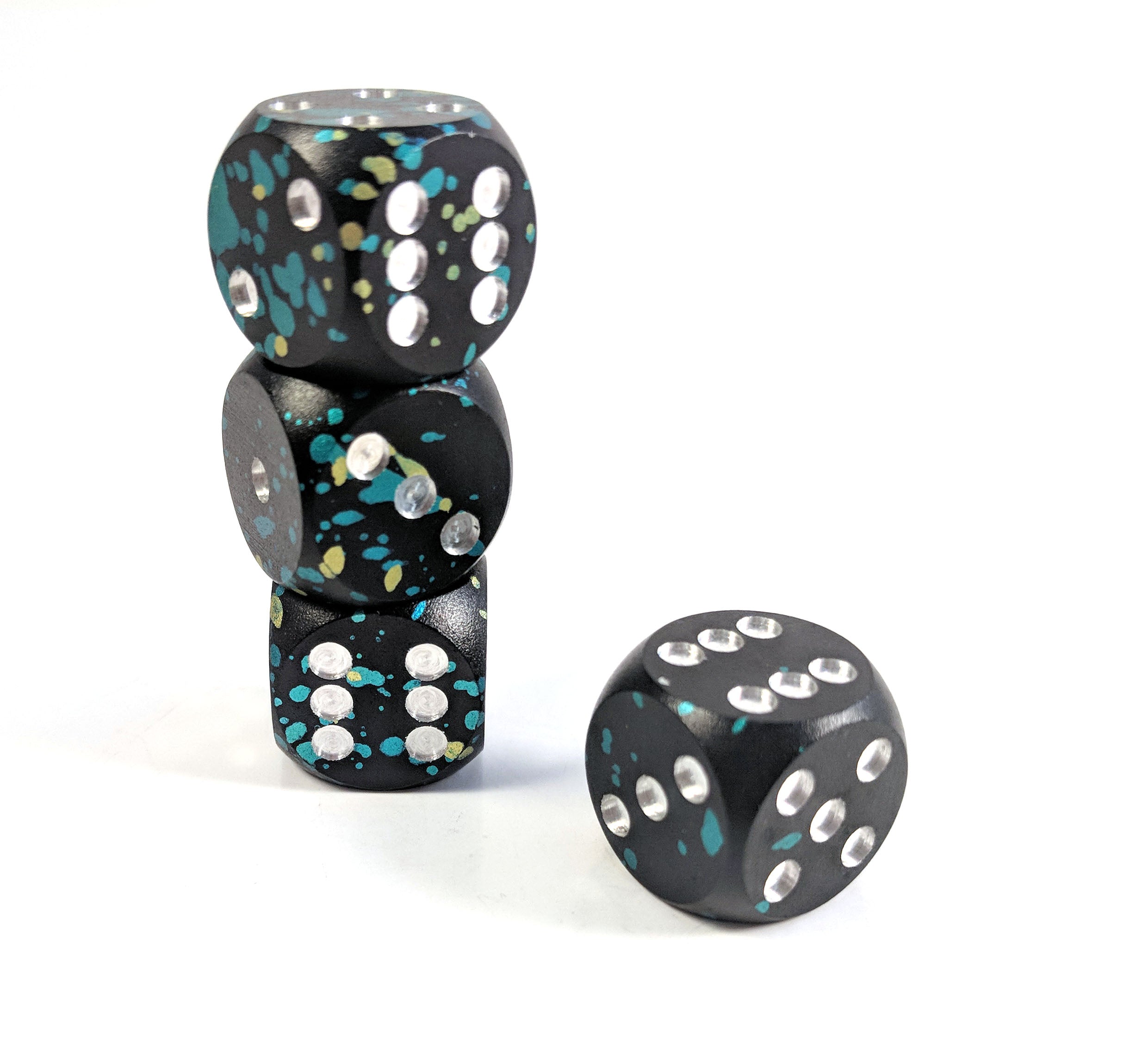 Hazard Aluminium Mini D6 – Level Up Dice